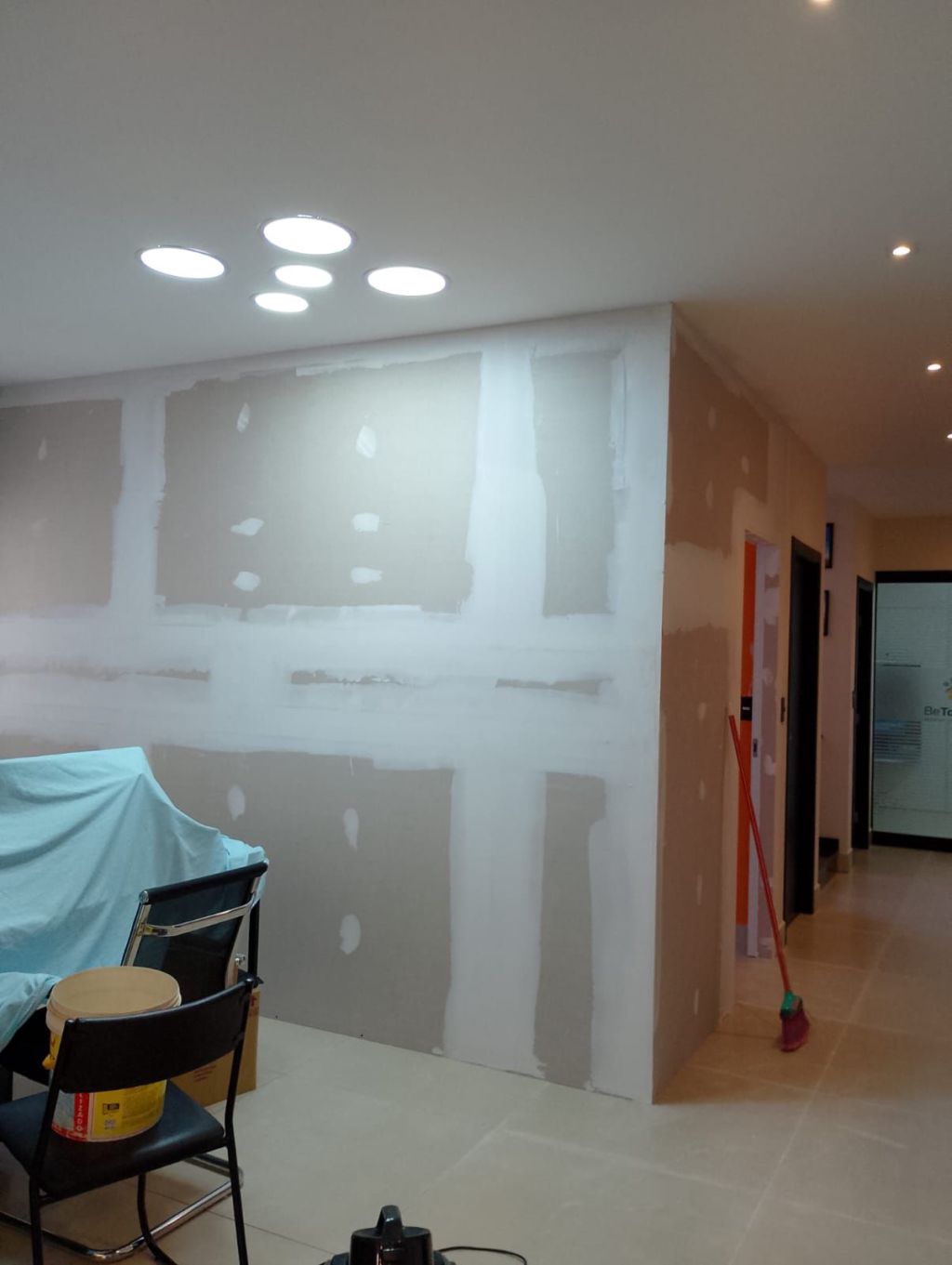 Nogueira Gesso em Botucatu, SP | Gesso | Solutudo