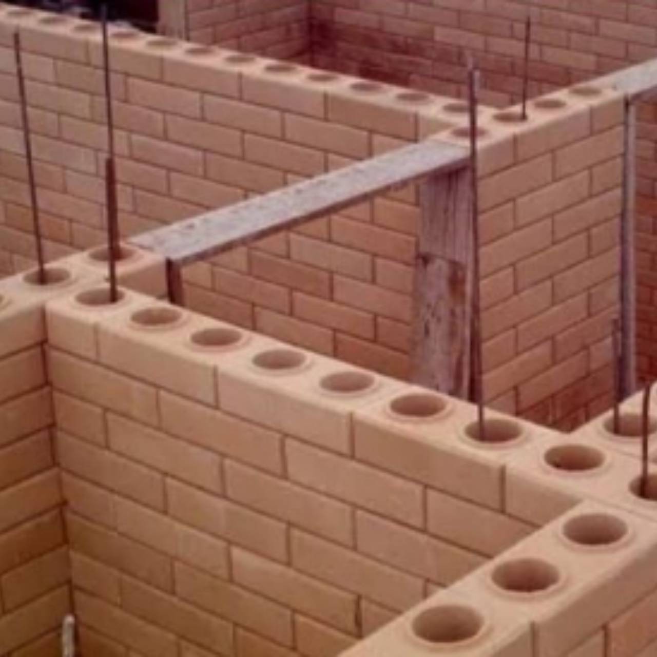 Tijolos ecológicos ecocraft em Santa Bárbara Resort Residence, SP ...