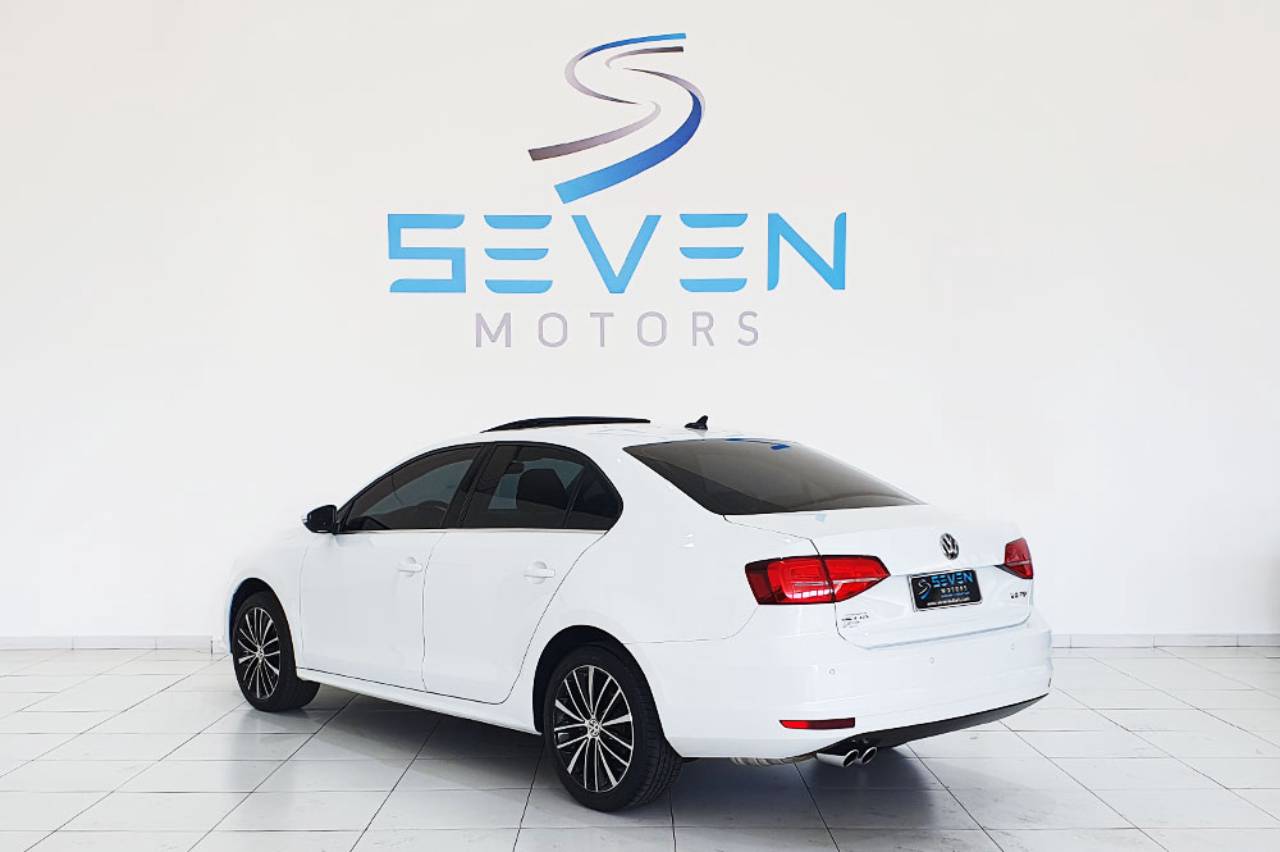 Volkswagen jetta 2.0 4p tsi highline 211 cv automático- 2017/2018 em ...