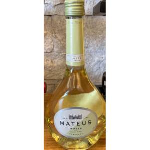 vinho branco português mateus white em Mineiros, GO | Classificados ...